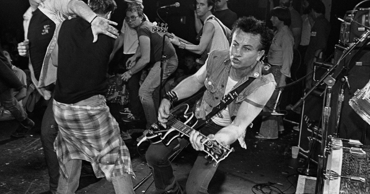 How Halloween Night Punk Rock Chaos Created SNL’s Most Notorious Moment ...