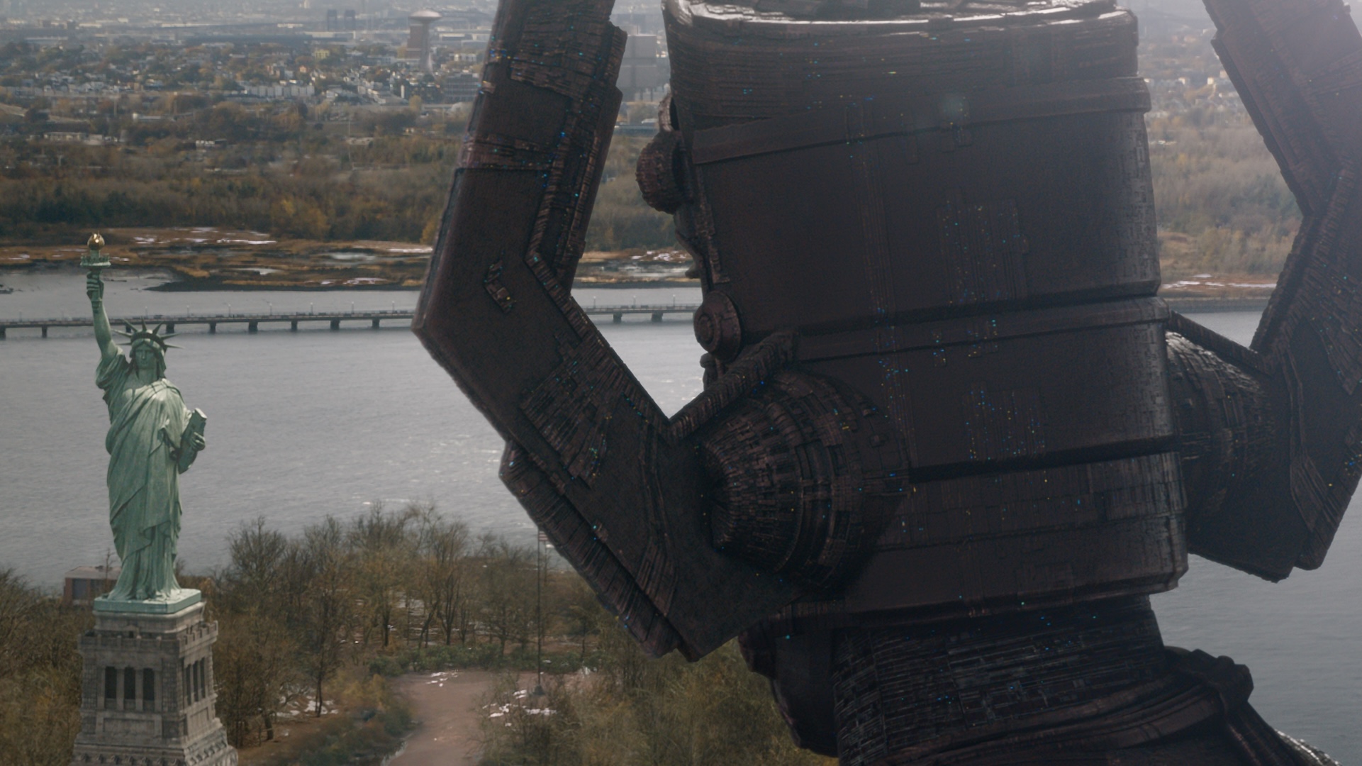 Galactus Actor Ratios Deadpool Creator After "Fake" Fantastic Four ...